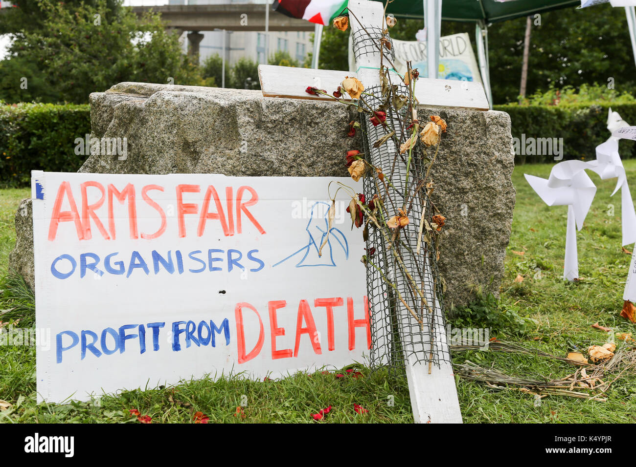 London, UK. 7th Sept, 2017.Protest at the DSEI Arms Fair. Free movement ...