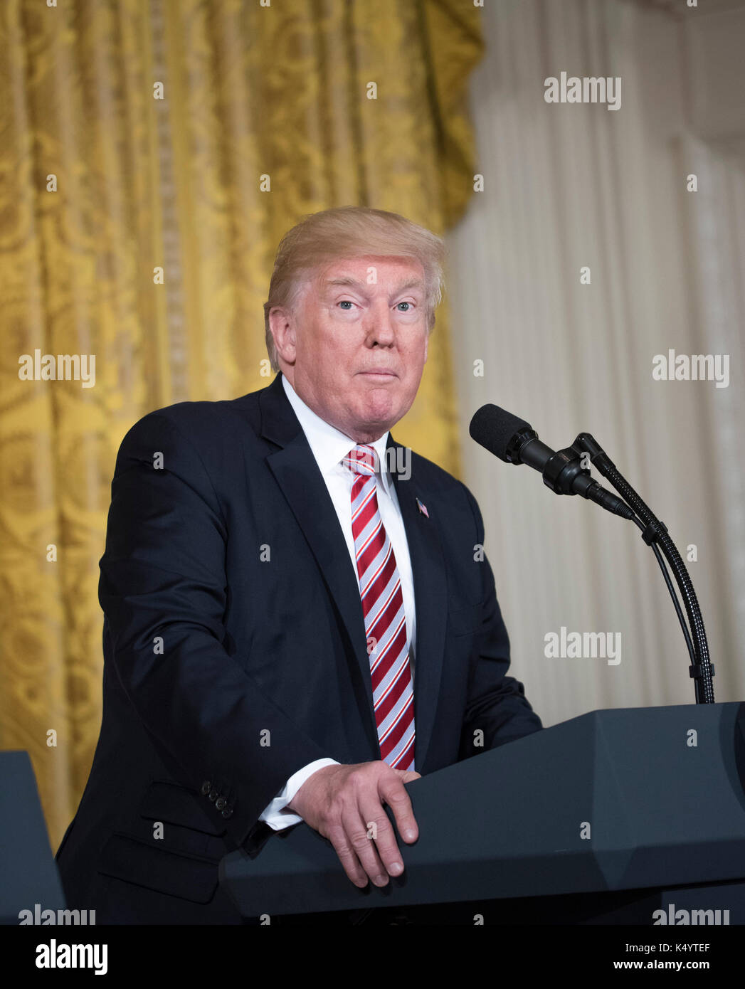 Amir of kuwait hi-res stock photography and images - Alamy