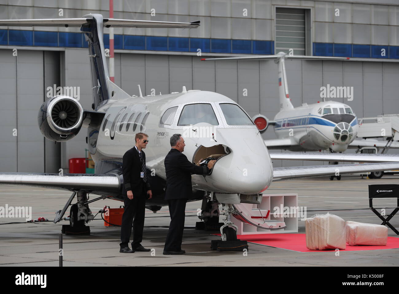 Light Jet Aircraft High Resolution Stock Photography and Images - Alamy
