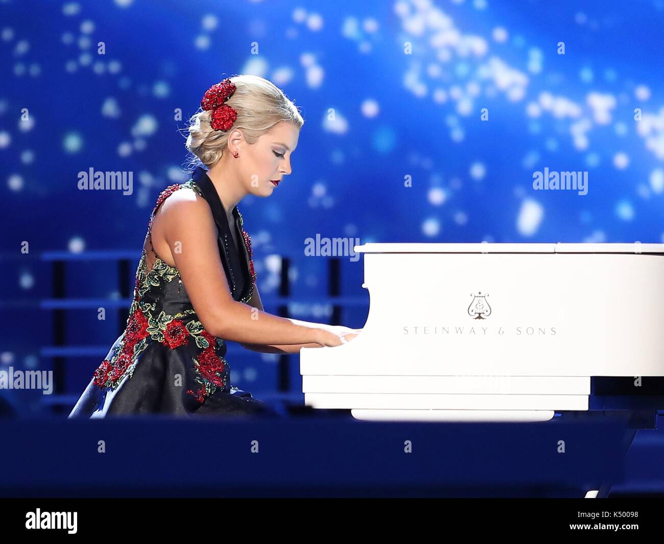 Miss california jillian smith hi-res stock photography and images - Alamy