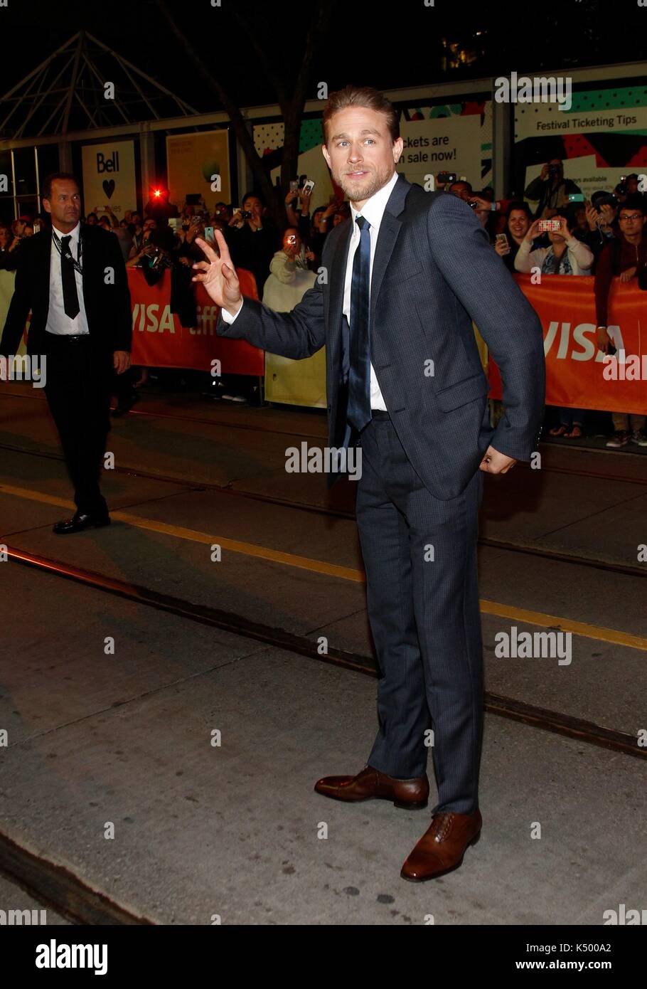 Charlie hunnam papillon hi-res stock photography and images - Alamy