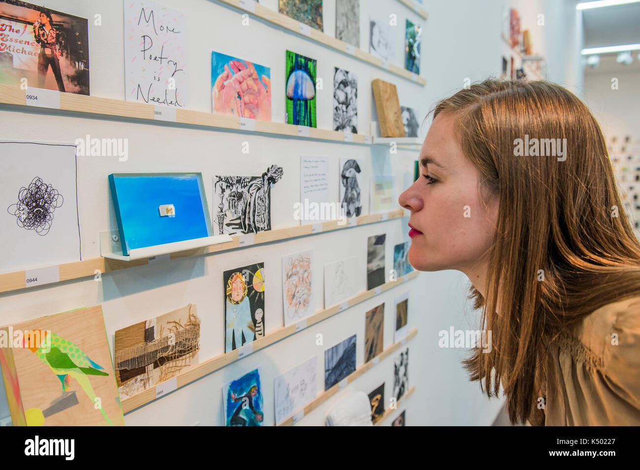 Lawrence weiner hi-res stock photography and images - Alamy