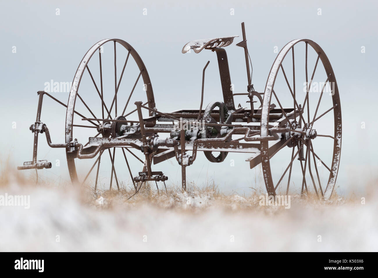 Rusting machinery hi-res stock photography and images - Alamy