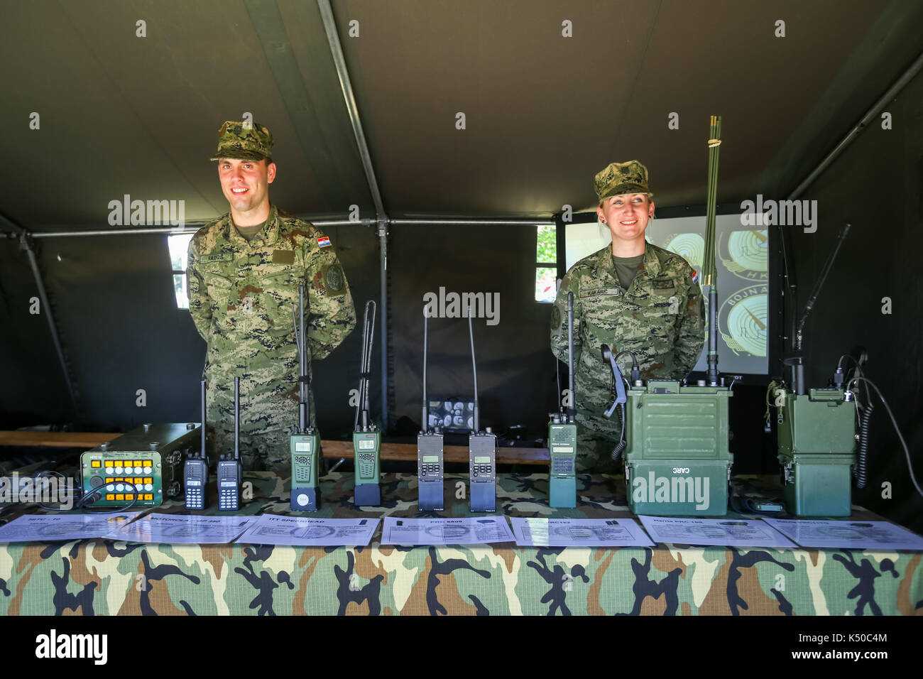 Armed forces radio station hi-res stock photography and images - Alamy