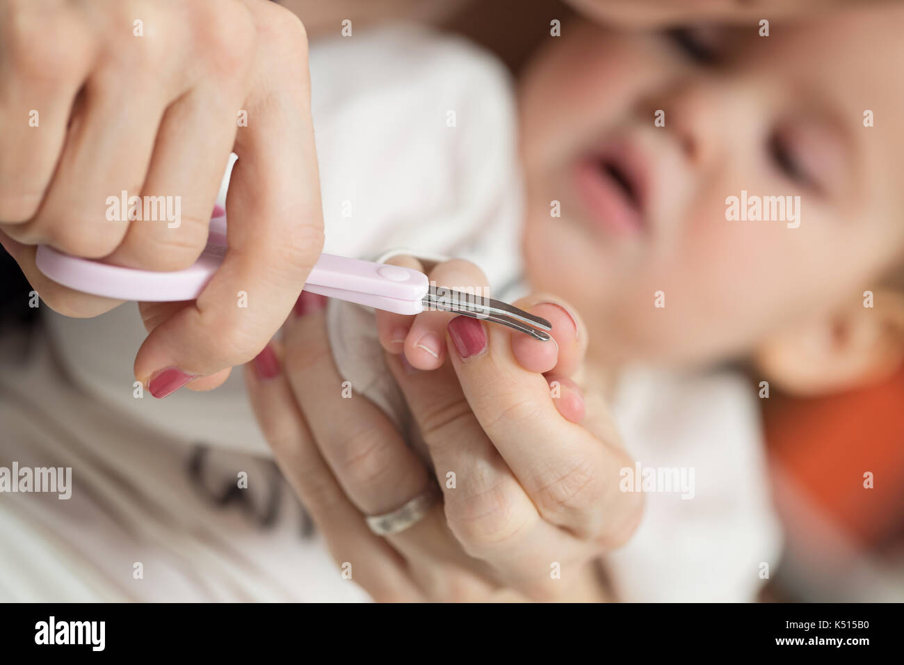 Cutting fingernails old person hi-res stock photography and images - Alamy