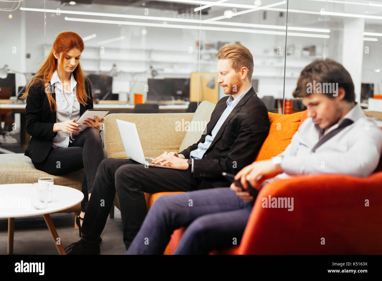 Conversation technology hi-res stock photography and images - Alamy