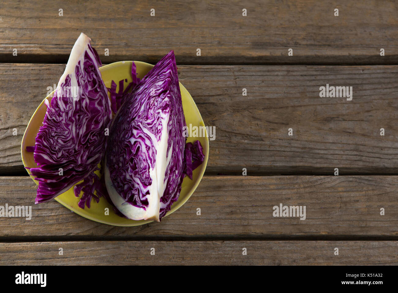 Overhead chopped red cabbage hi-res stock photography and images - Alamy