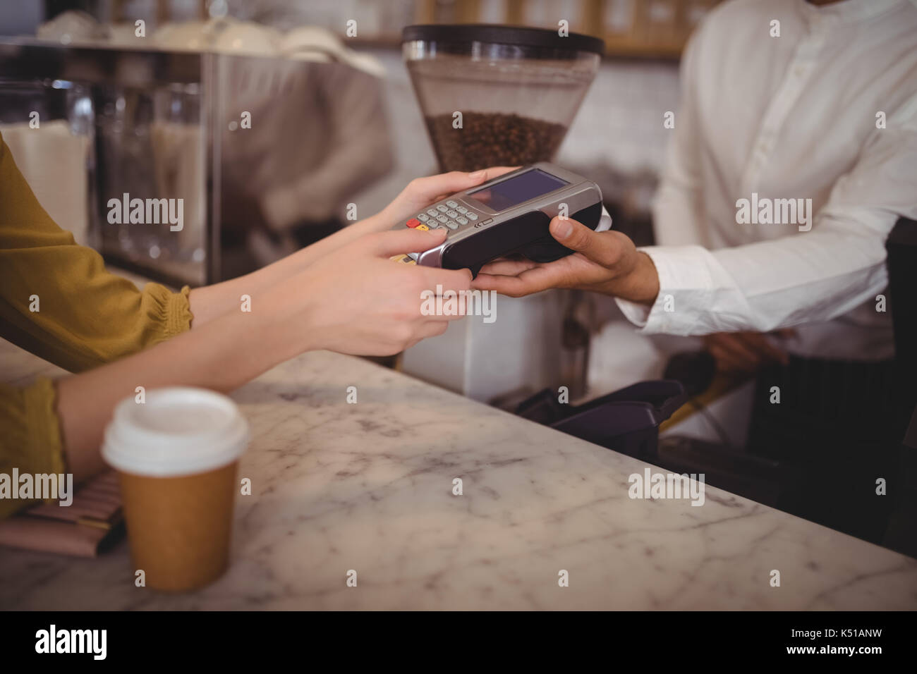 Payment through debit card hi-res stock photography and images - Alamy