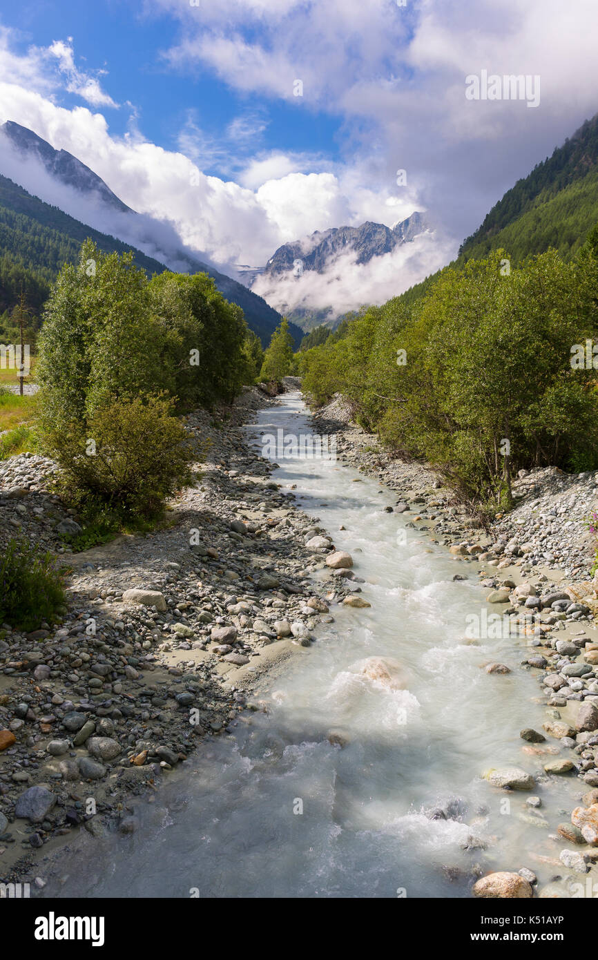 Swiss alps river landscape hi-res stock photography and images - Alamy