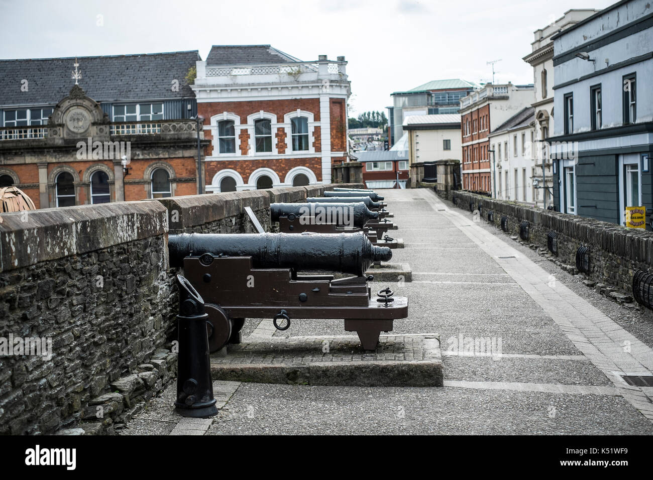 Cannons londonderry hi-res stock photography and images - Alamy