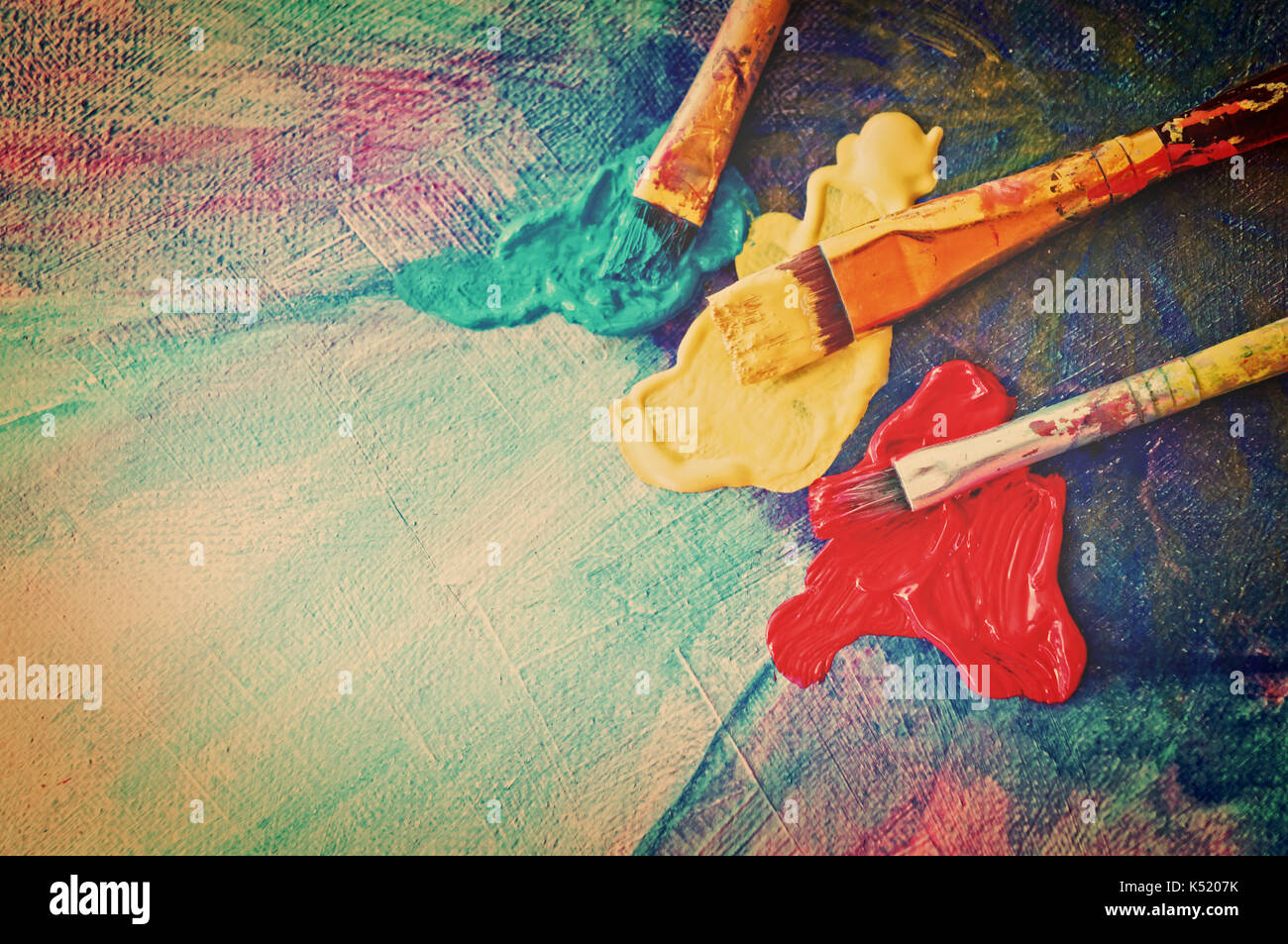 Canvas of colors hi-res stock photography and images - Alamy