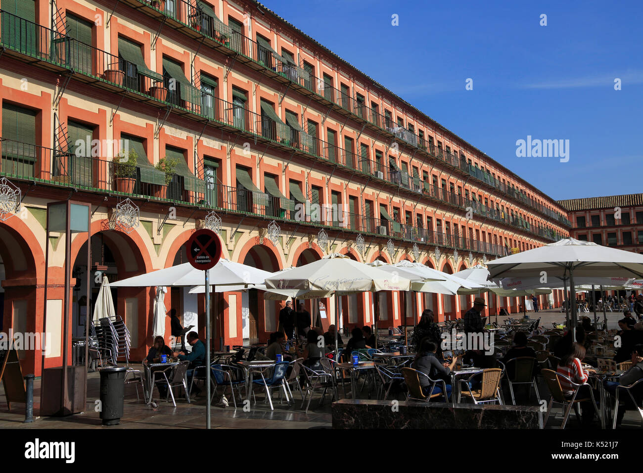 Historic buildings, Plaza de Corredera seventeenth century colonnaded ...