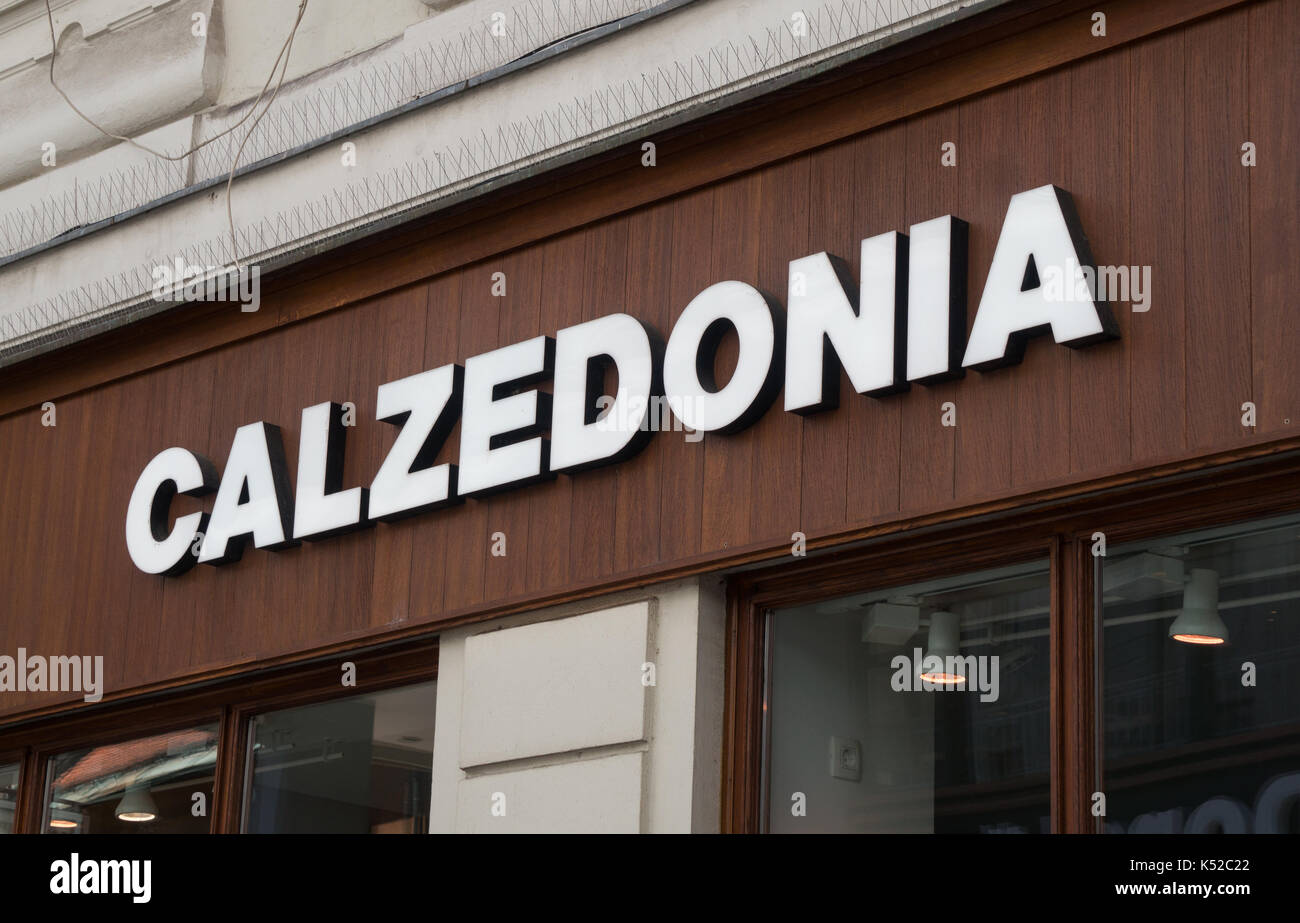 Calzedonia Stock Photos & Calzedonia Stock Images - Alamy