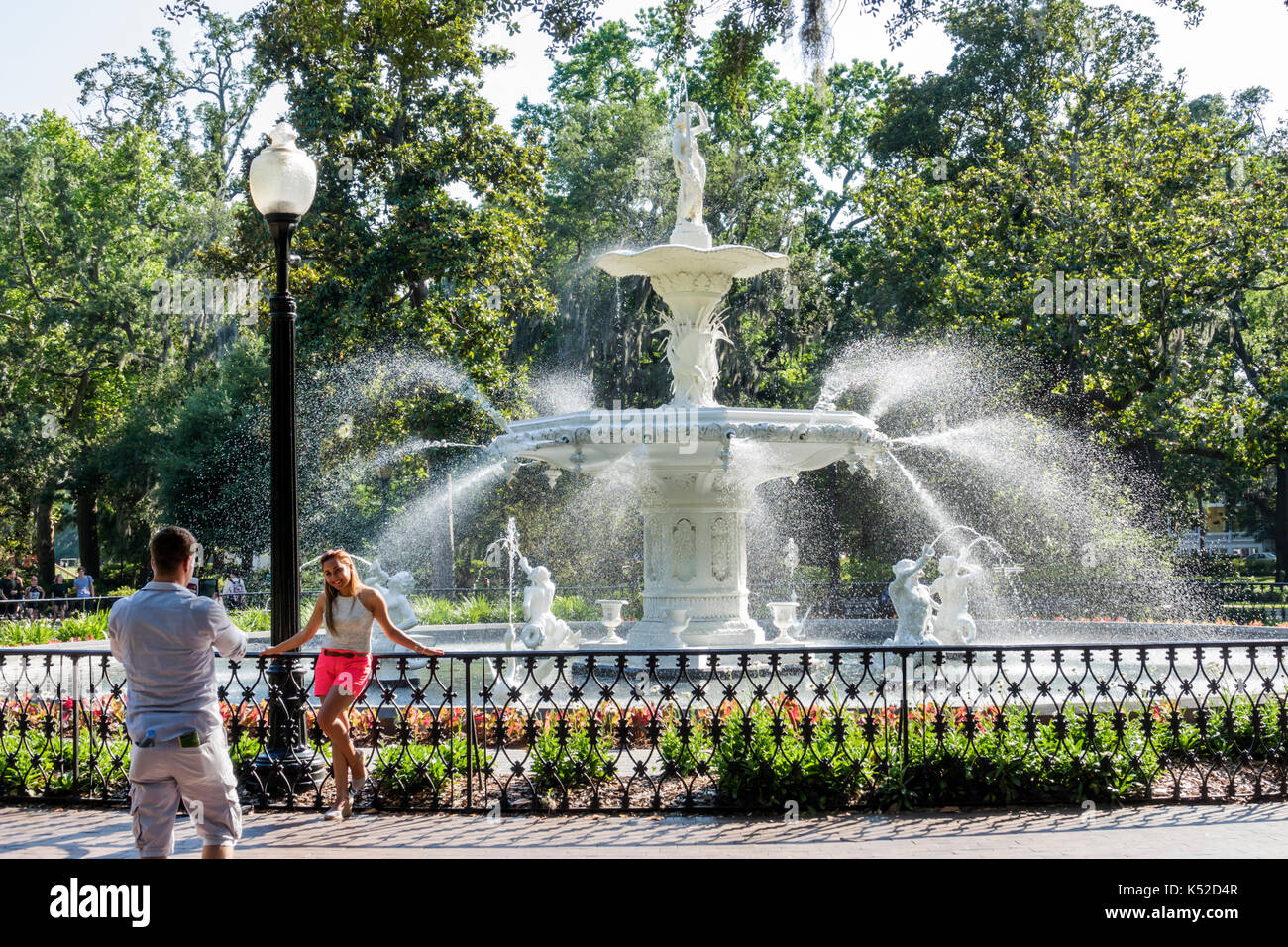 Forsyth park with the forsyth fountain hi-res stock photography and images - Alamy