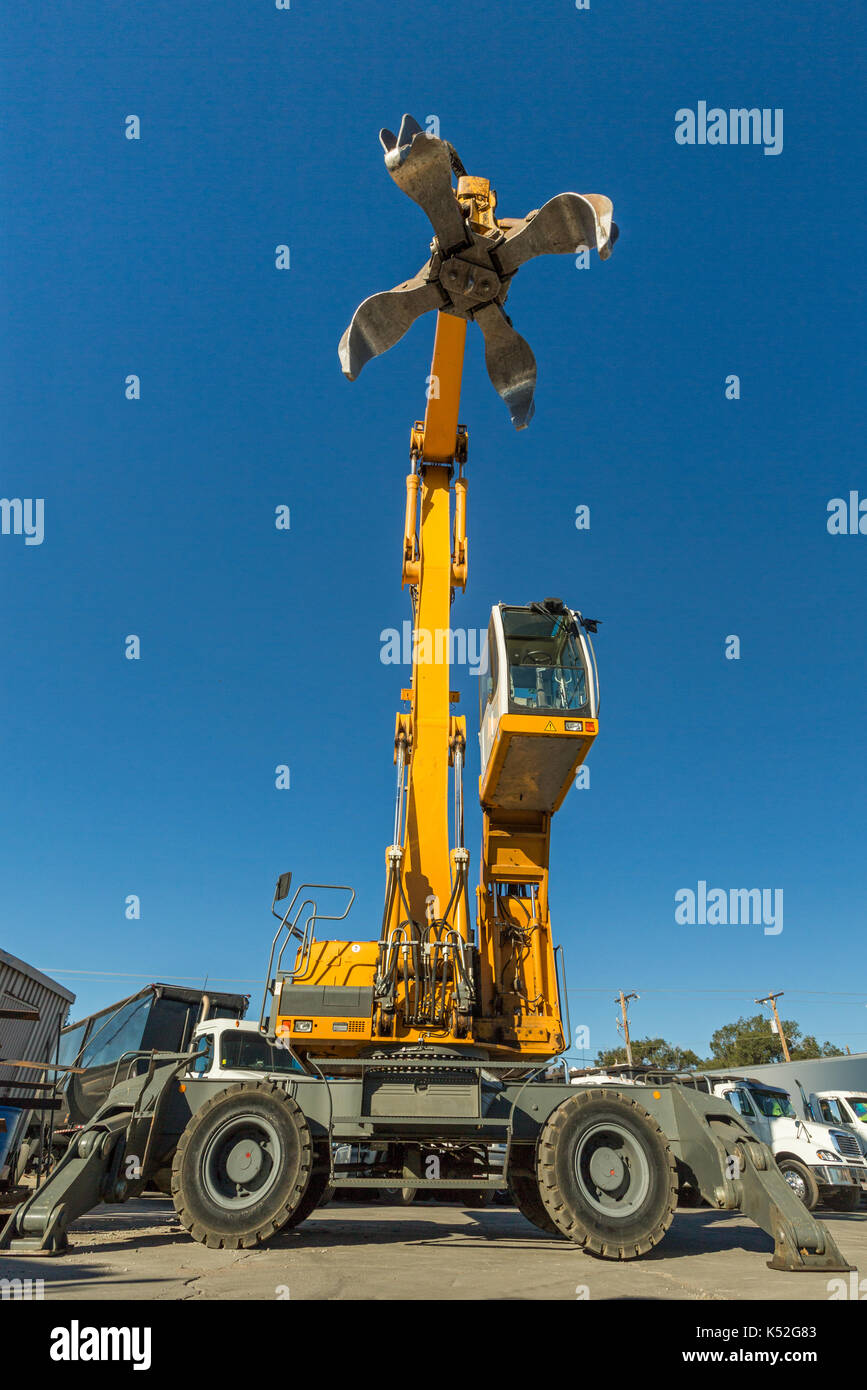 Grapple hi-res stock photography and images - Alamy