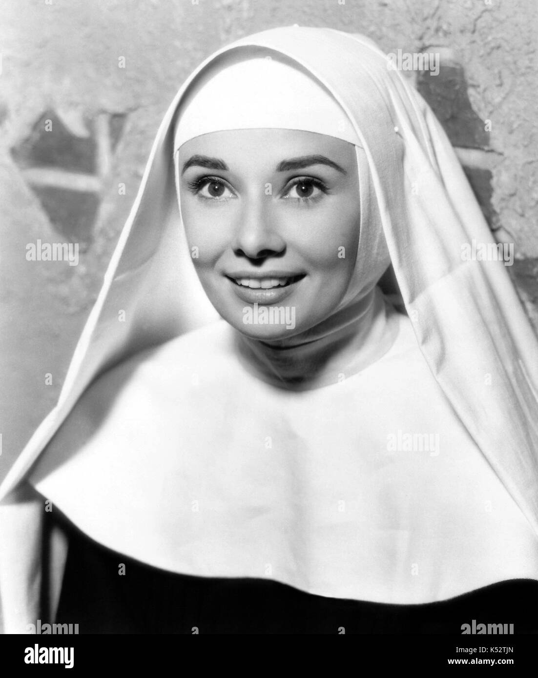 THE NUN'S STORY 1959 Warner Bros film with Audrey Hepburn Stock Photo ...