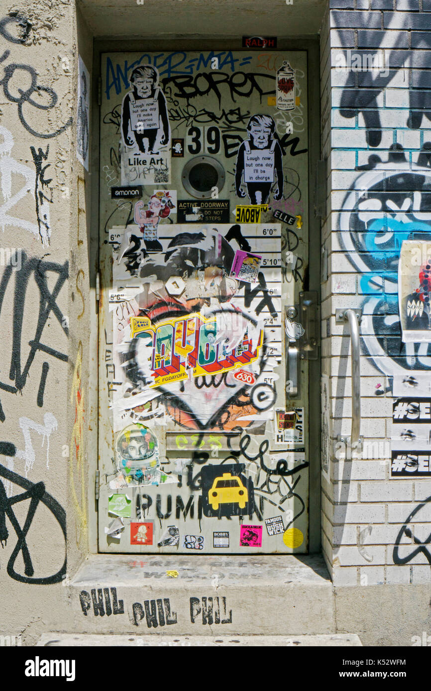 Street art graffiti new york hi-res stock photography and images - Alamy