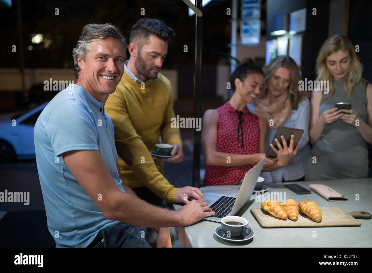Friendship of gadgets hi-res stock photography and images - Alamy