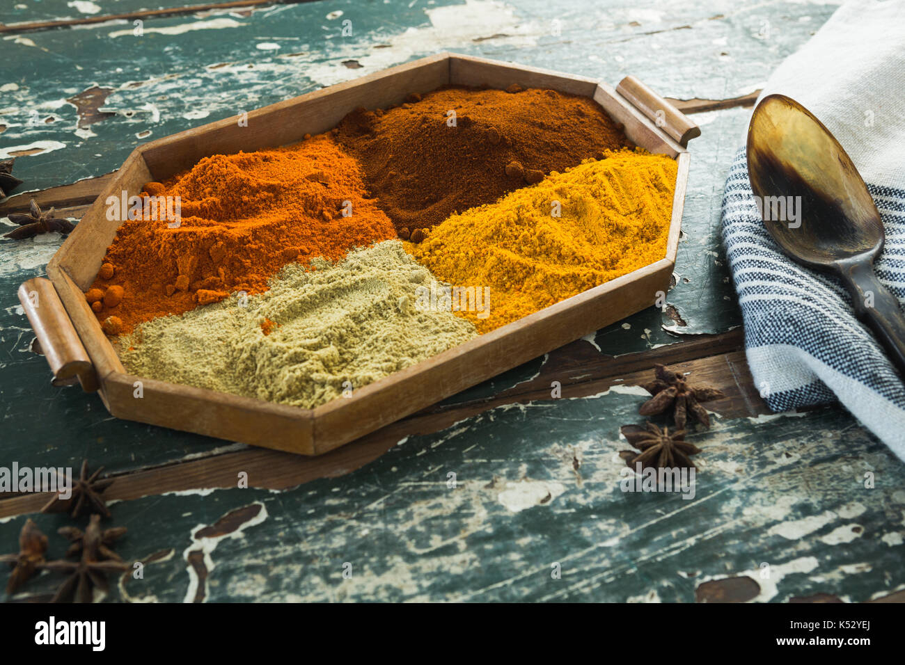 Spice tray hi-res stock photography and images - Alamy