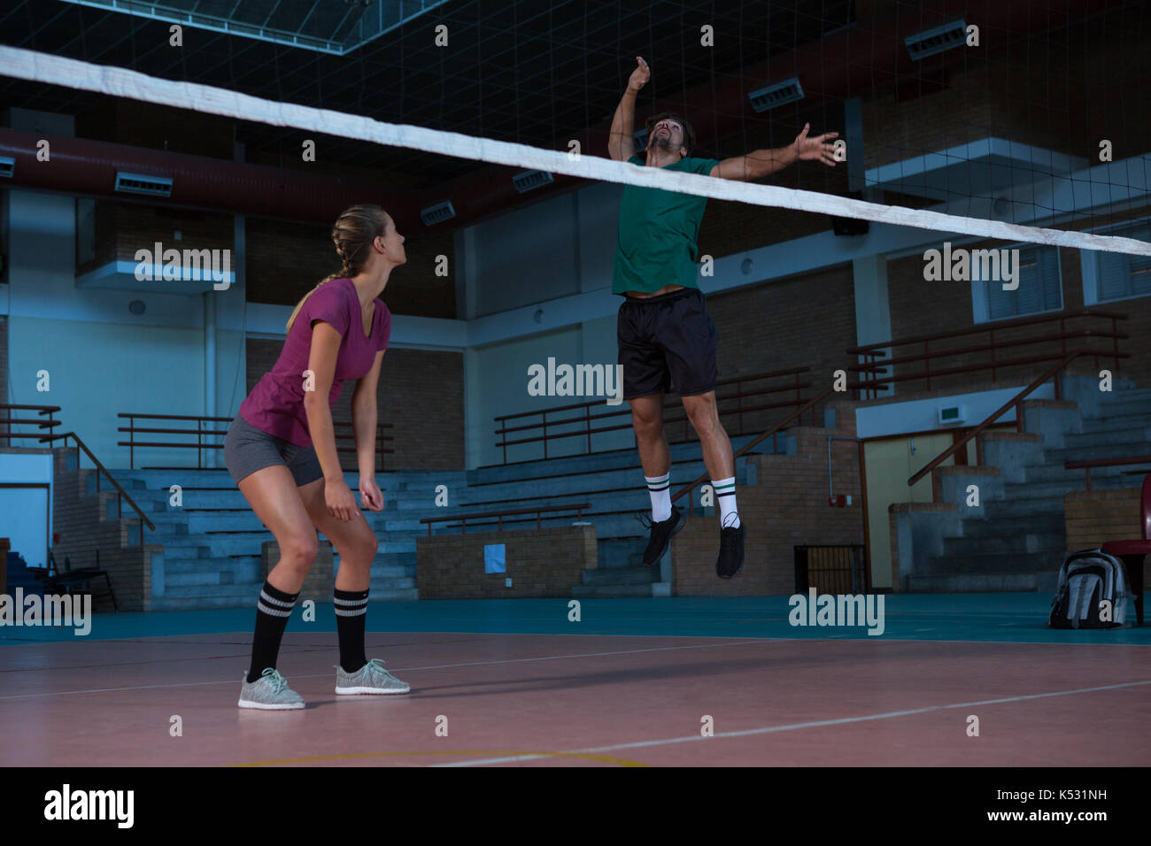 Showing jumping team hi-res stock photography and images - Alamy