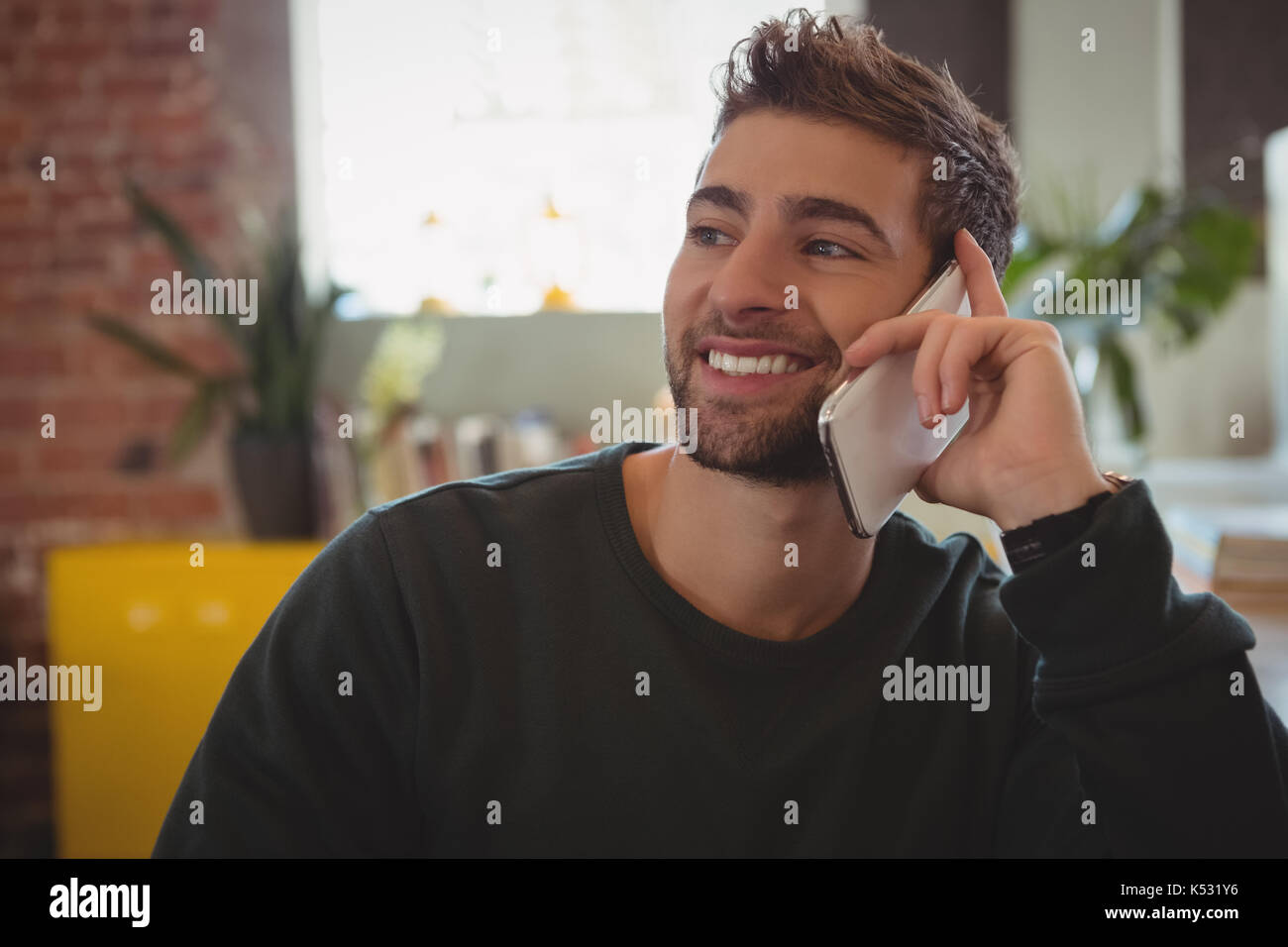 Young french talking hi-res stock photography and images - Alamy