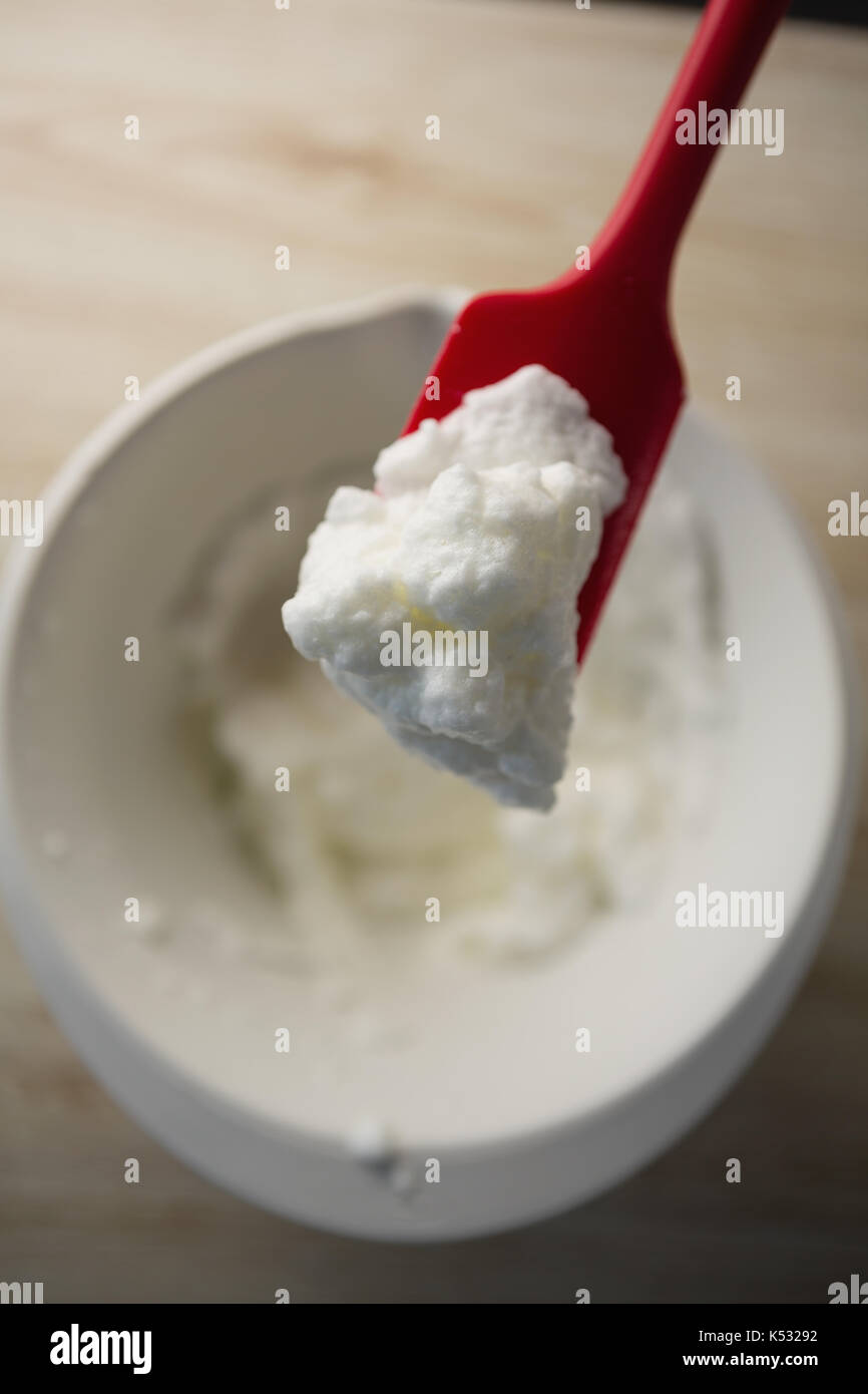 Red over cream hi-res stock photography and images - Alamy