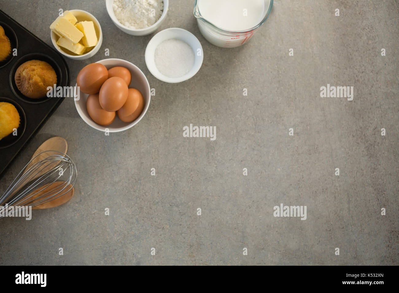 Tin on table hi-res stock photography and images - Alamy