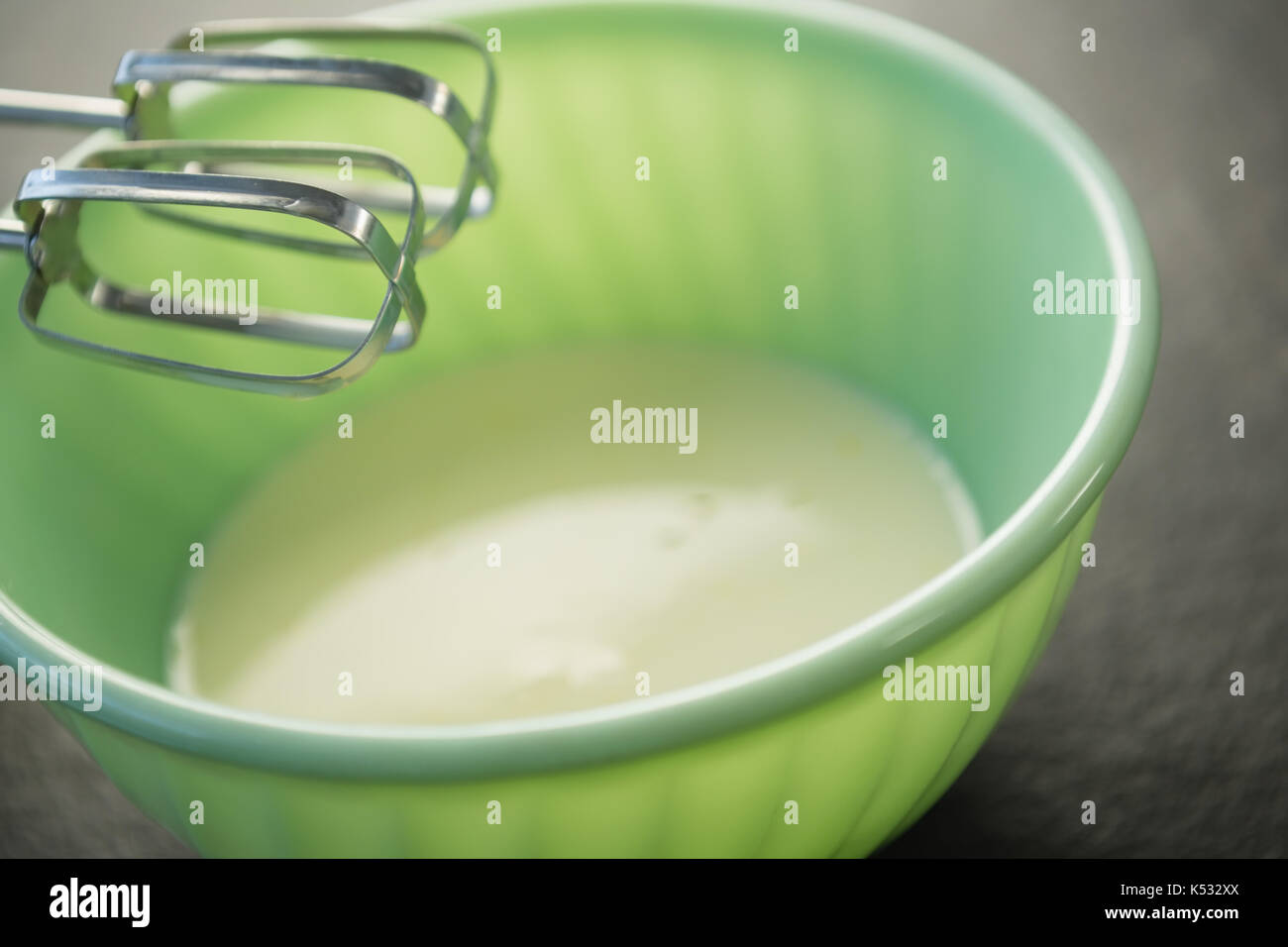 Mixing batter electric mixer hi-res stock photography and images - Alamy