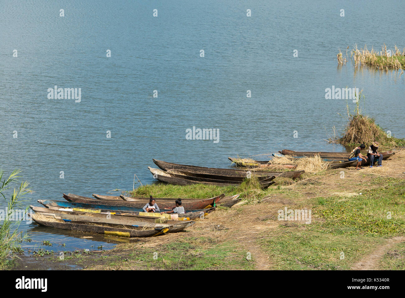 Wooden canoes on Lake Itasy, Madagascar Stock Photo - Alamy