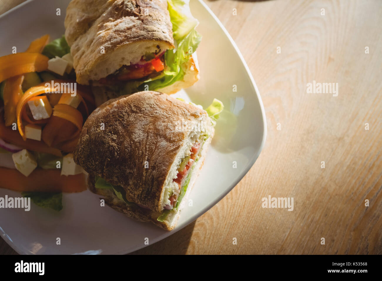 Sandwich packet plate hi-res stock photography and images - Alamy