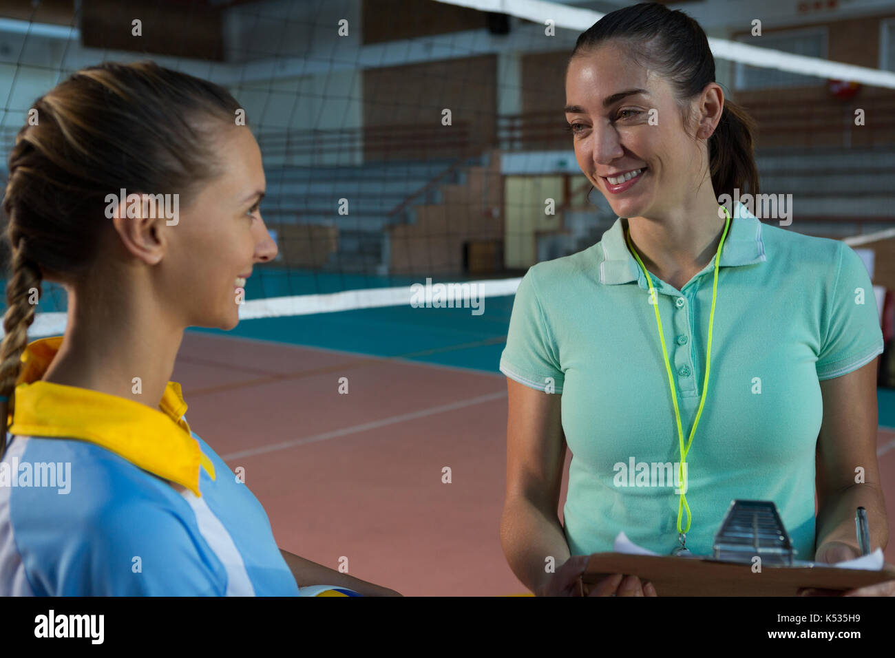 Global player volleyball hi-res stock photography and images - Alamy