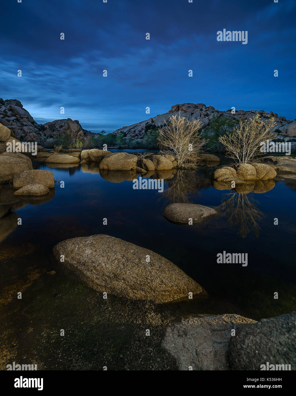 Barker dam joshua tree national park hi-res stock photography and ...