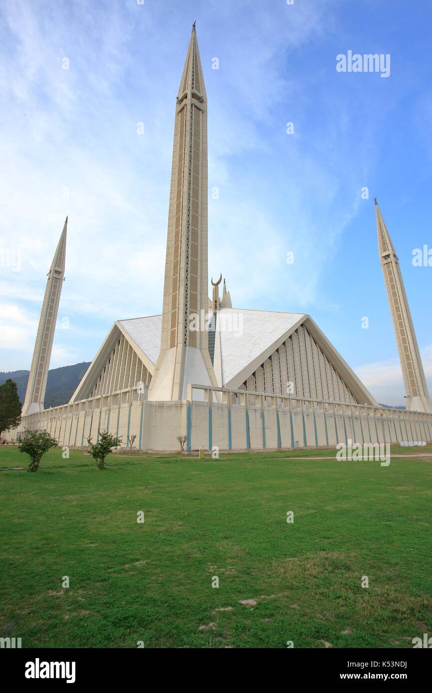 Famous buildings of pakistan hi-res stock photography and images - Alamy