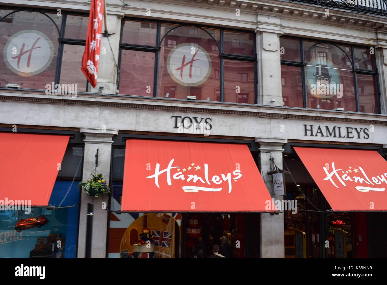 Hamleys London High Resolution Stock Photography and Images - Alamy