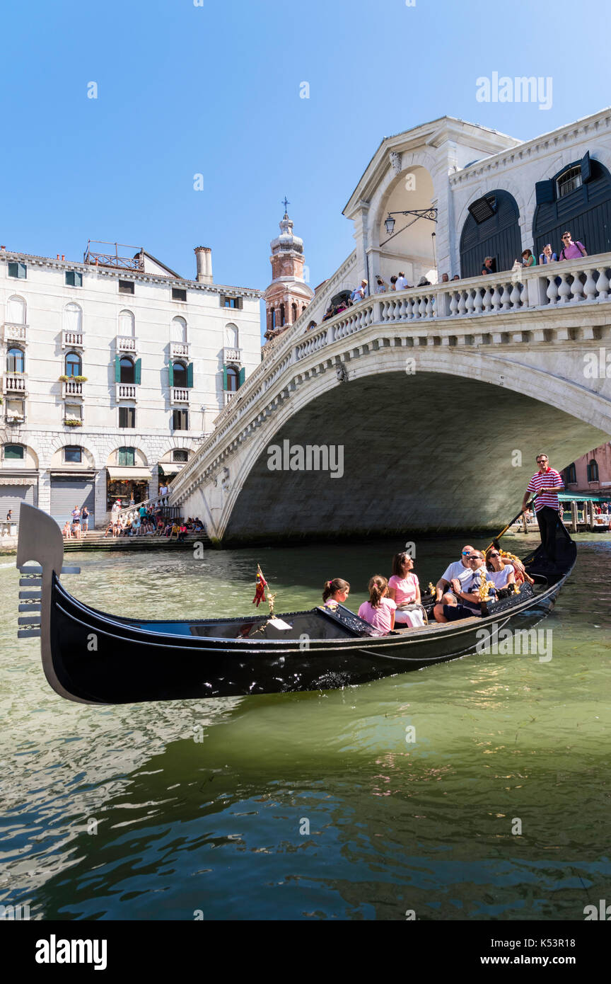 Gondola rides hi-res stock photography and images - Alamy