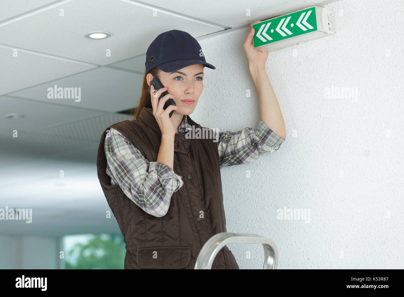 Electrician female power line hi-res stock photography and images - Alamy