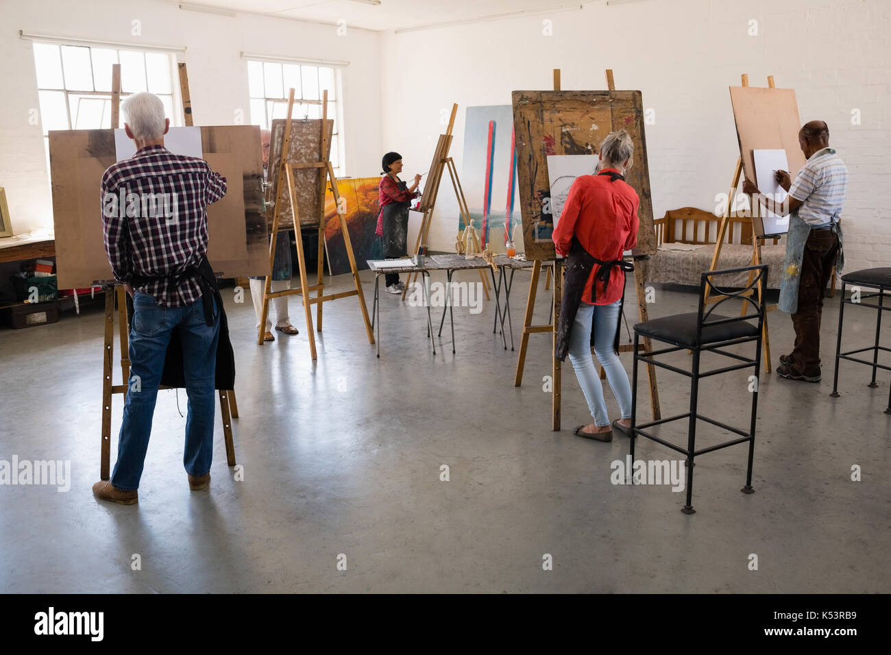 Community art studio hi-res stock photography and images - Alamy
