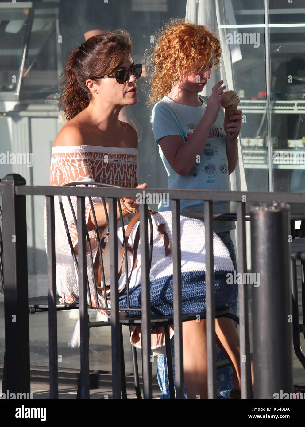 Chloe carlson hi-res stock photography and images - Alamy