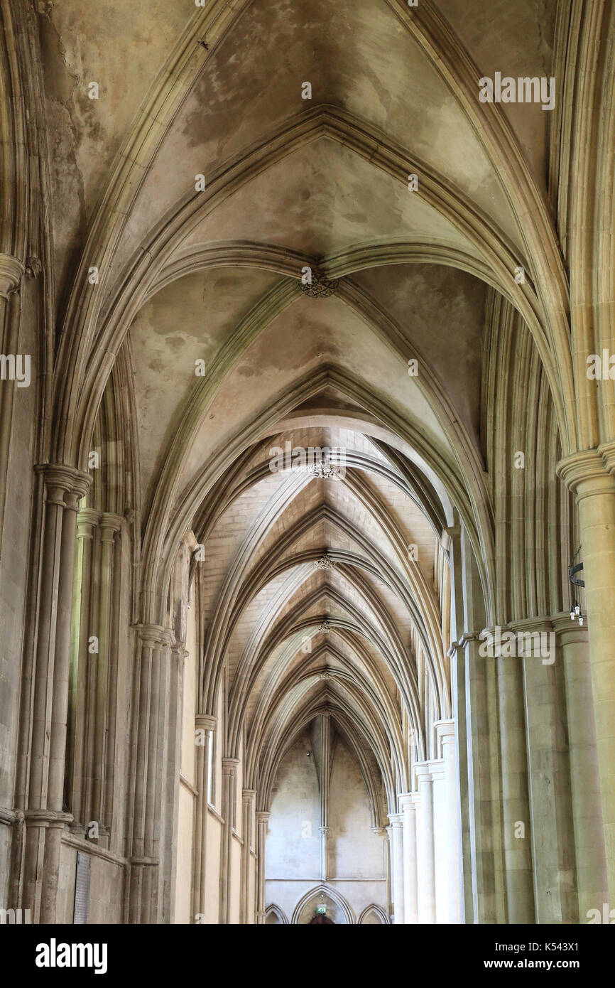 Gothic arches in the aisle of St Albans Cathedral. Hertfordshire, UK ...