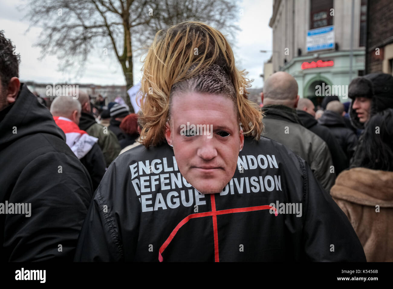 Tommy robinson mask hi-res stock photography and images - Alamy