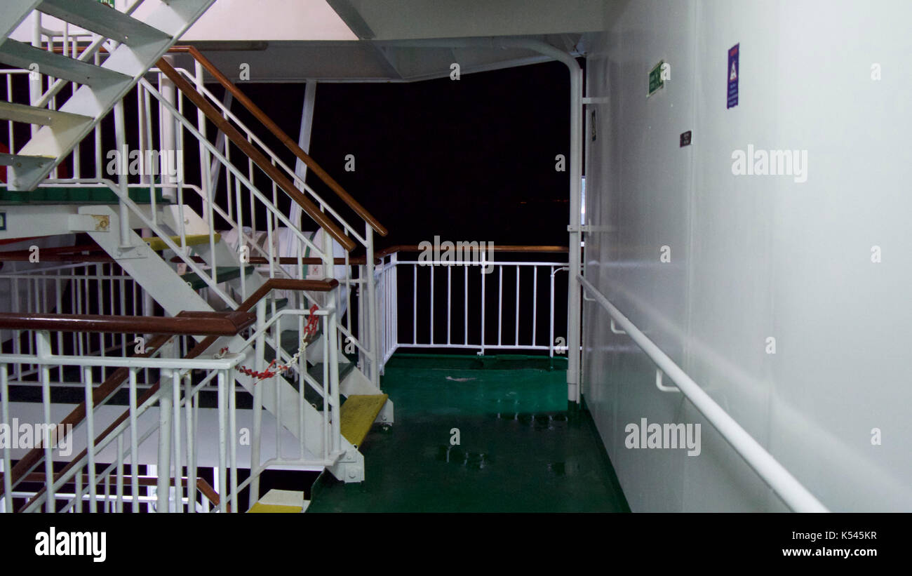 Europe channel crossing cargo hi-res stock photography and images - Alamy