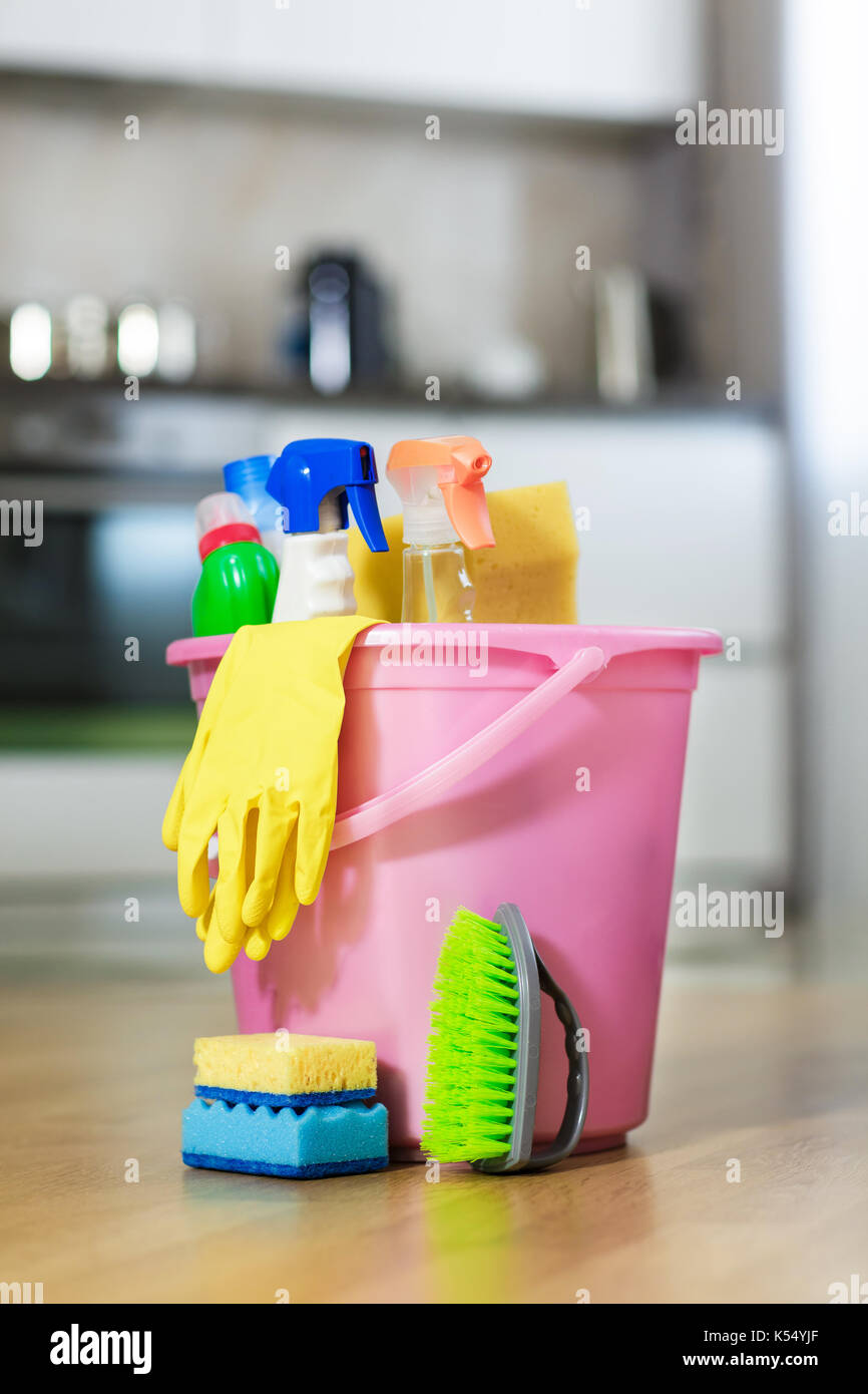 Plastic bucket with cleaning product at home Stock Photo - Alamy
