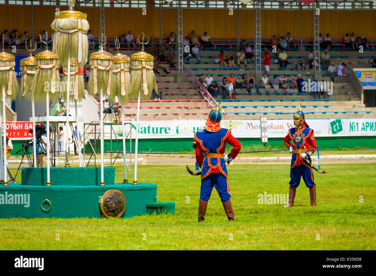 Ulaanbaatar, Mongolia - June 11, 2007: Traditional Mongolian soliders ...