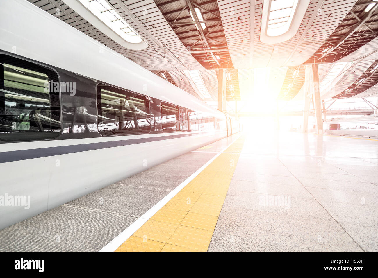 Chinese high speed trains hi-res stock photography and images - Alamy