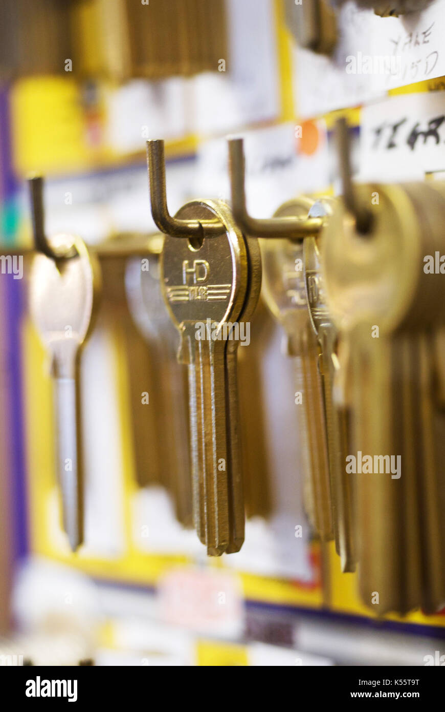 Chrome keys hi-res stock photography and images - Alamy
