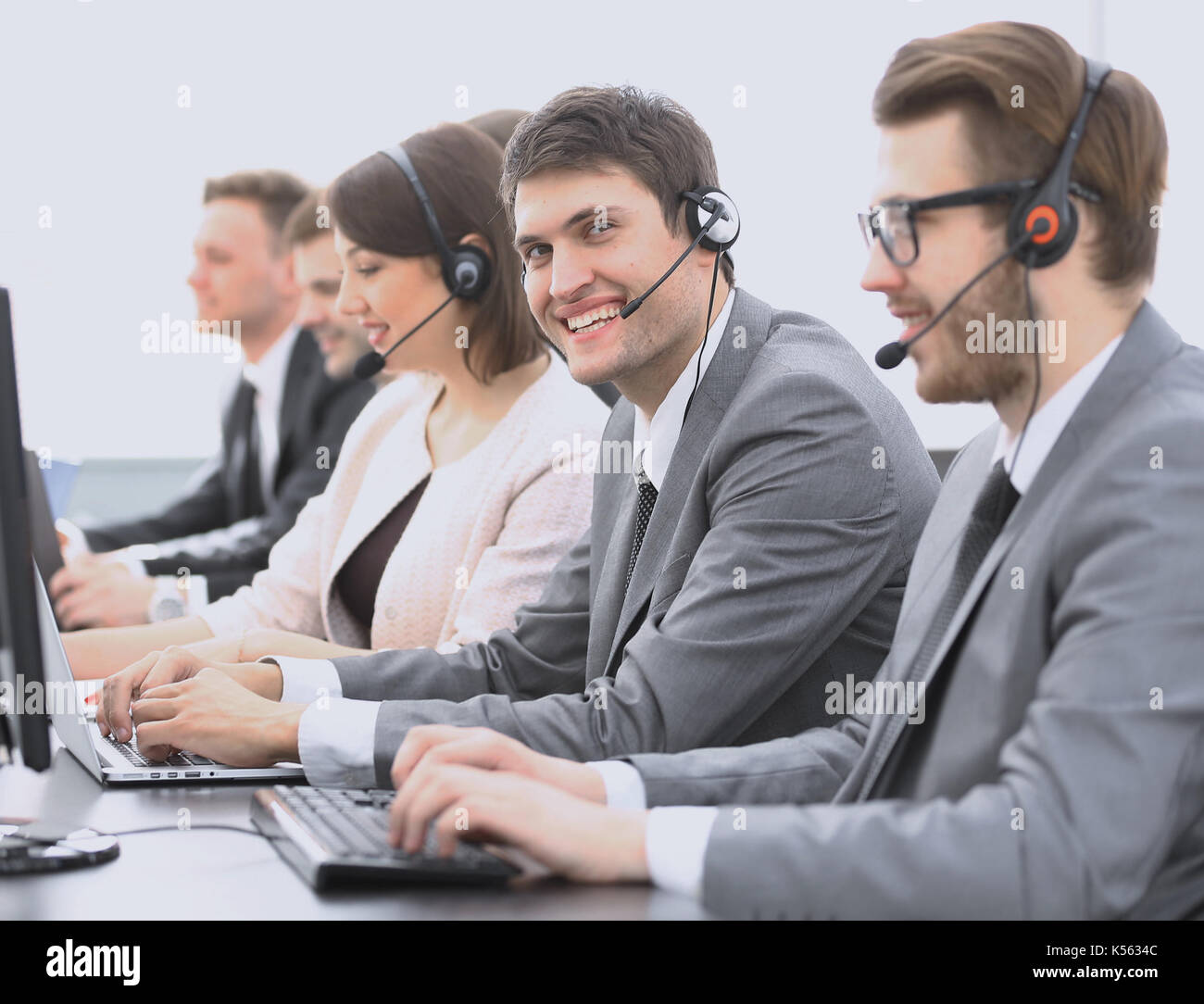 Attractive call centre employee hi-res stock photography and images - Alamy