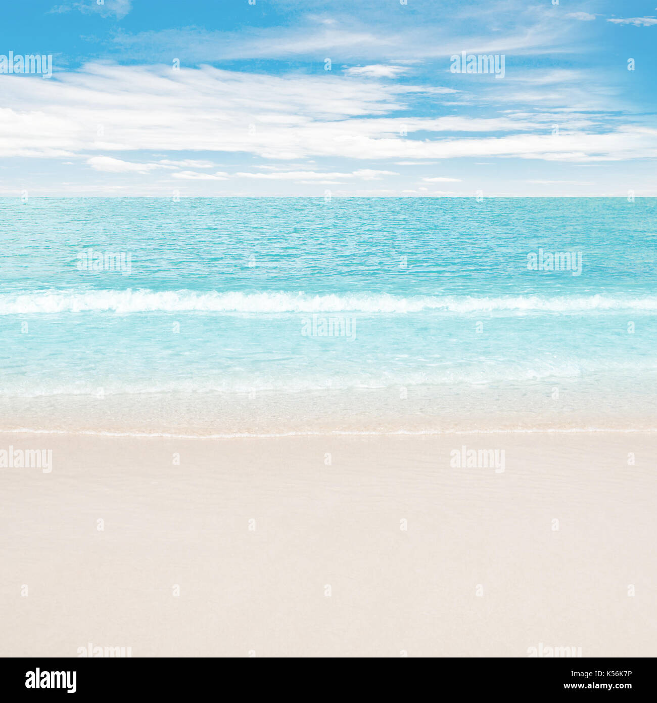 Clear ocean and beach Stock Photo - Alamy