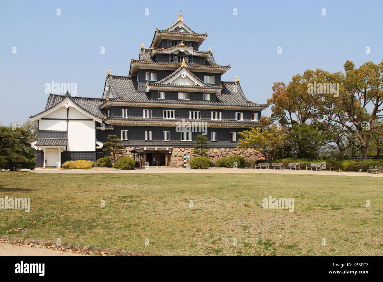 Okayama castle (Japan Stock Photo - Alamy