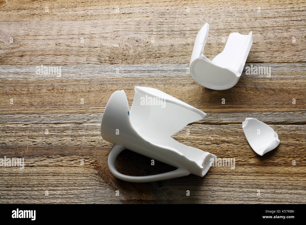 Smashed dropped coffee mug hi-res stock photography and images - Alamy