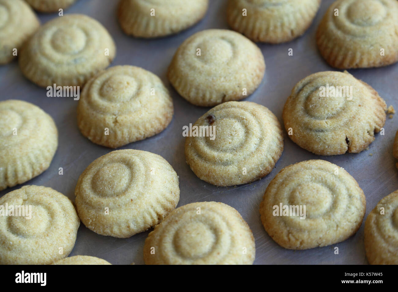 Traditional Lebanese Date Cookies Stock Photo - Alamy
